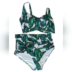 Daci | Swim | White With Green Leaf Pattern 2 Piece Swimwear Nwt Plus ...
